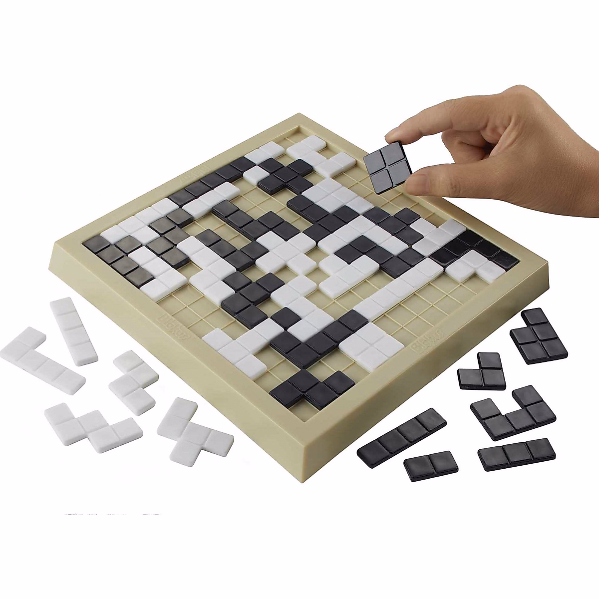 Mattel Games Blokus Duo 2-Player Strategy Board Game, Family Game for Kids & Adults with Black and White Pieces