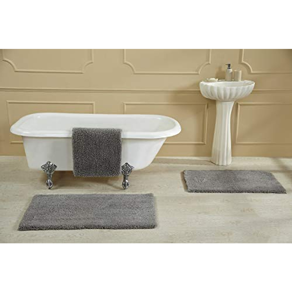 Better Trends Micro Collection Bath Mats - Soft Rug, Plush Rug, Absorbent Bath Mat, Tufted Rug, 100% Polyester Rug for Bathroom Floor, Shower & Sink Bath Mat Rug - 17" x 24" Rug, L. Gray