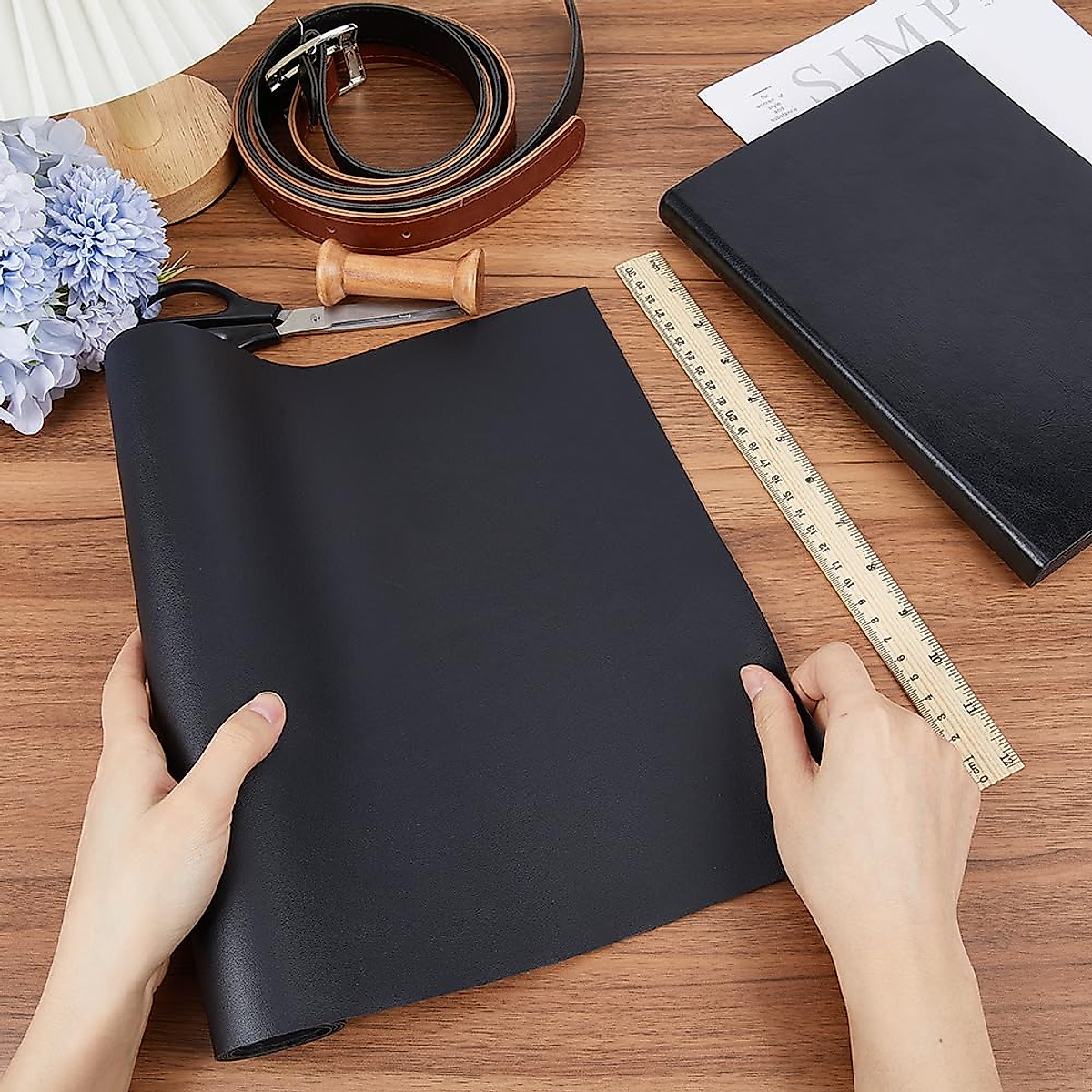 GORGECRAFT Black Faux Leather Fabric 135x30cm Soft Synthetic PU Leathercloth Flat Grain Imitation Leather Fabric for DIY Sewing Crafts Handbag Wallets Suitcase Books Covers Keychains Jewelry Making