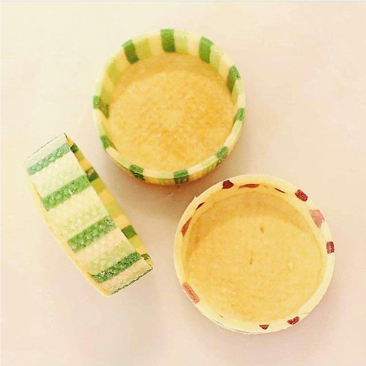 Uyauld Stainless Steel Tart Ring, 9CM Heat-Resistant Perforated Cake Mousse Ring, French Pastry Baking Mold Round Shape (10 Round 3.5 inch)