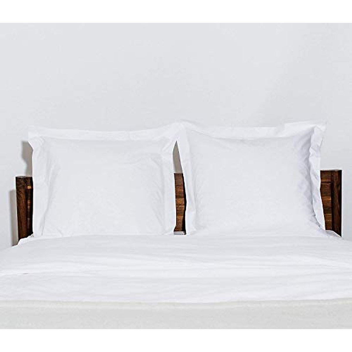 European Square Pillow Shams Set of 2 White 600 Thread Count 100% Egyptian Cotton Pack of 2 Euro 26X26 White Pillow Shams Cushion Cover, Cases Decorative Pillow Covers (White,European 26 x 26)