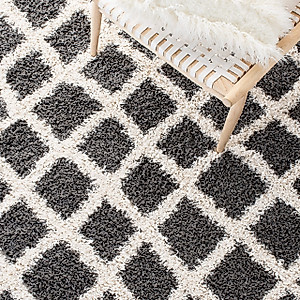SAFAVIEH Dallas Shag Collection Area Rug - 8' x 10', Dark Grey & Ivory, Trellis Design, Non-Shedding & Easy Care, 1.5-inch Thick Ideal for High Traffic Areas in Living Room, Bedroom (SGDS258A)