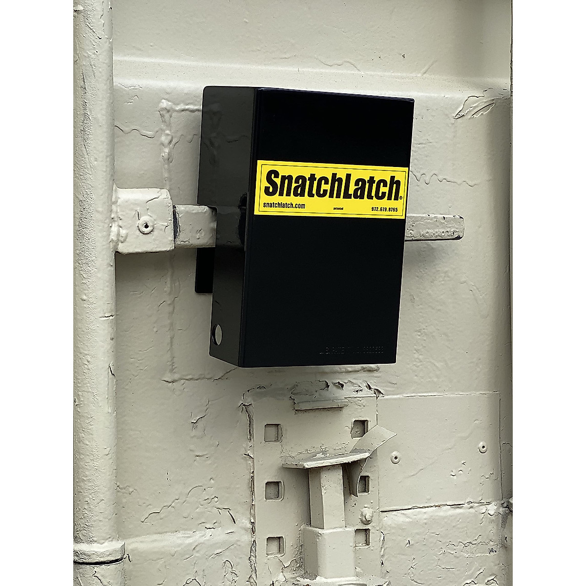 SnatchLatch Heavy Duty Door Lock Protection Device - Anti Theft - for Use with Cam Bar Style Shipping Container Locks and Conex Latches