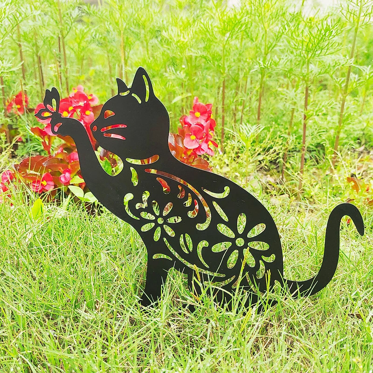 Haofy Cat Silhouette, 1 Piece of Lifelike Cat Yard Art Garden Metal Statue Decor, Hollow Decorative Stakes for Outdoor Farmhouse Pathway Lawn Decorations