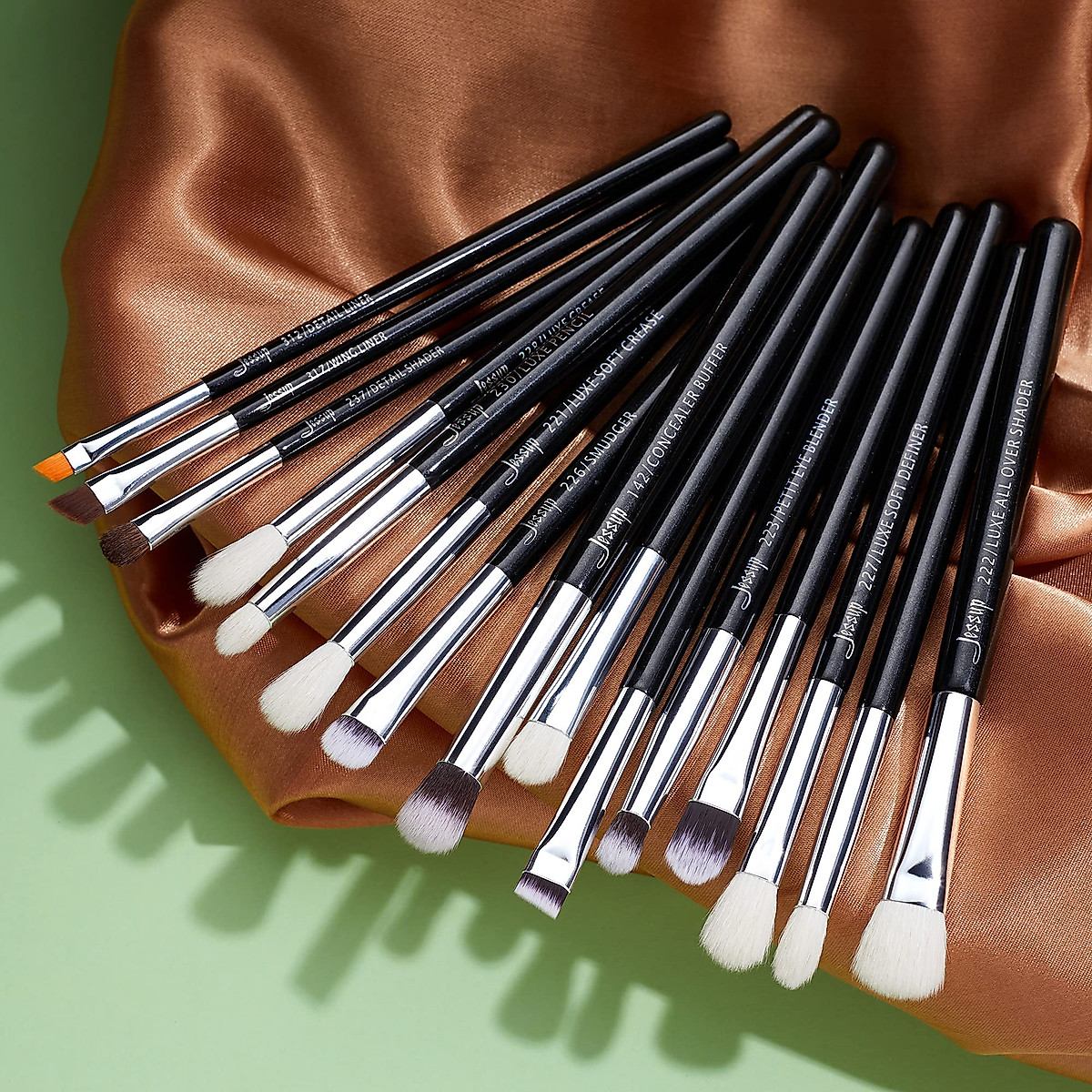 Jessup Eye Makeup Brushes Set Professional 15pcs with Eyeshadow Blending Concealer Eyebrow Eyliner Brush (Pearl Black/Silver)