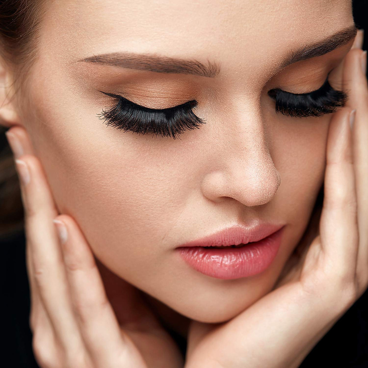 Mudder 900 Pcs 1 Inch Disposable Eyelash Glue Holder and 2 Pcs Reusable Eyelash Pad Stand, Pallet Eyelash Extension Glue Sticker Pads Set for Makeup Tool Supply