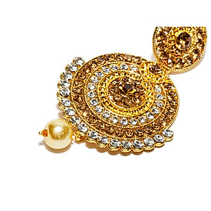 Bindhani Round Golden Mix White Stone Round Earrings & Indian Maang Tikka For Women