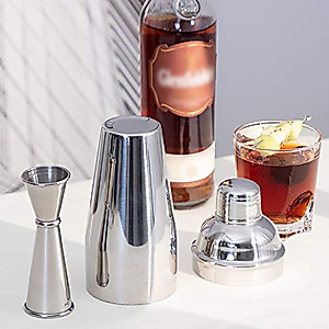 Briout Jigger for Bartending, Double Cocktail Jigger Japanese Premium 304 Stainless Steel Jigger 2 OZ 1 OZ with Measurements Inside