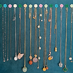 Push Pins for Cork Board - Cuttte 30pcs Decorative Push Pins with Case, Cute Thumb Tacks and Push Pins for Bulletin Board, 6 Colors Flower Pushpins, Office Decor for Women, Cubicle Desk Accessories