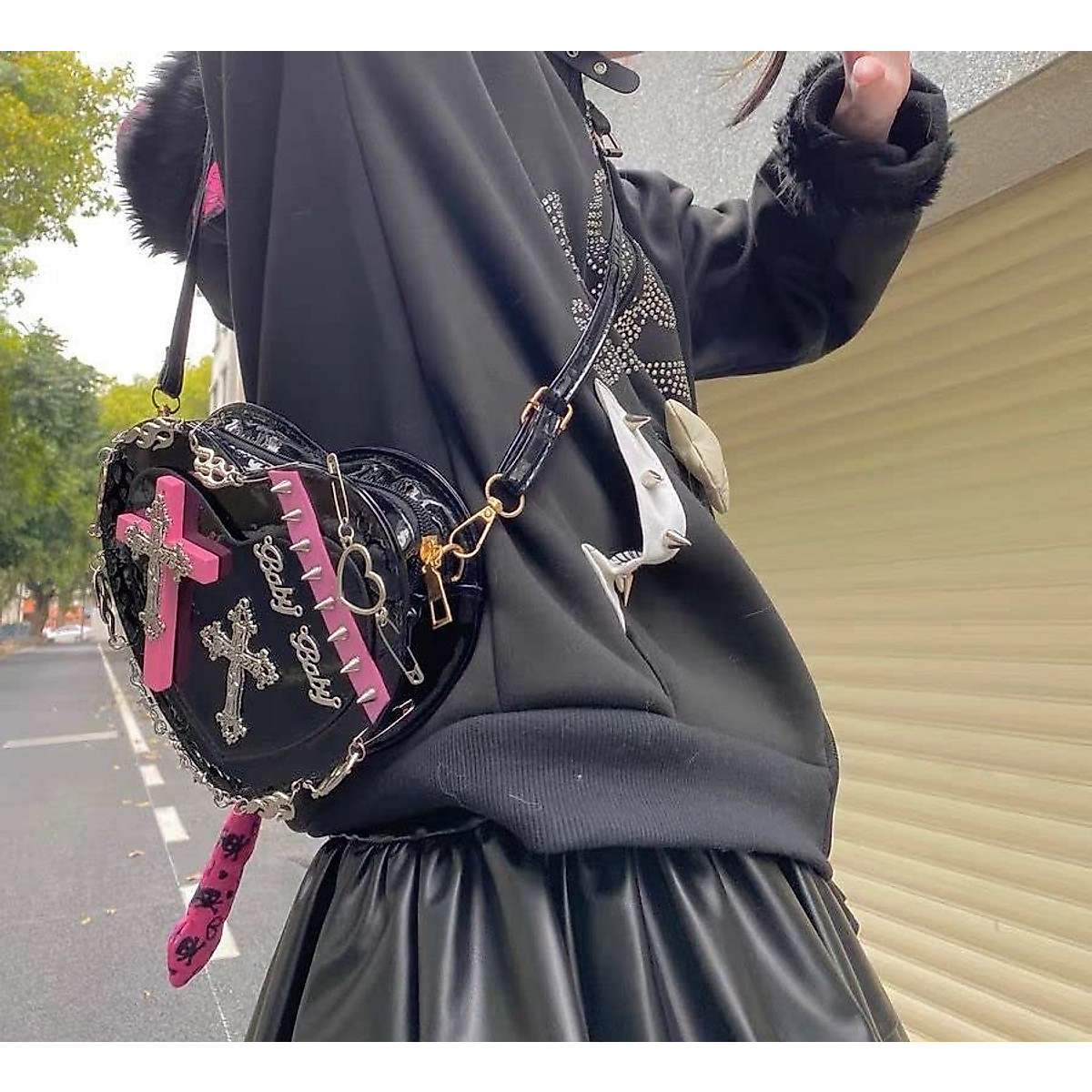 Gothic Heart-shaped Zip Chain Crossbody Bag Kawaii Wallet Y2k Shoulder Bag Y2k Fashion Y2k Purse (Black)