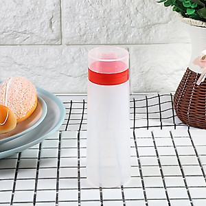 Delaman 4-Hole Squeeze Type Sauce Bottle, Safe Resin, for Ketchup Jam Mayonnaise Olive Oil, Red