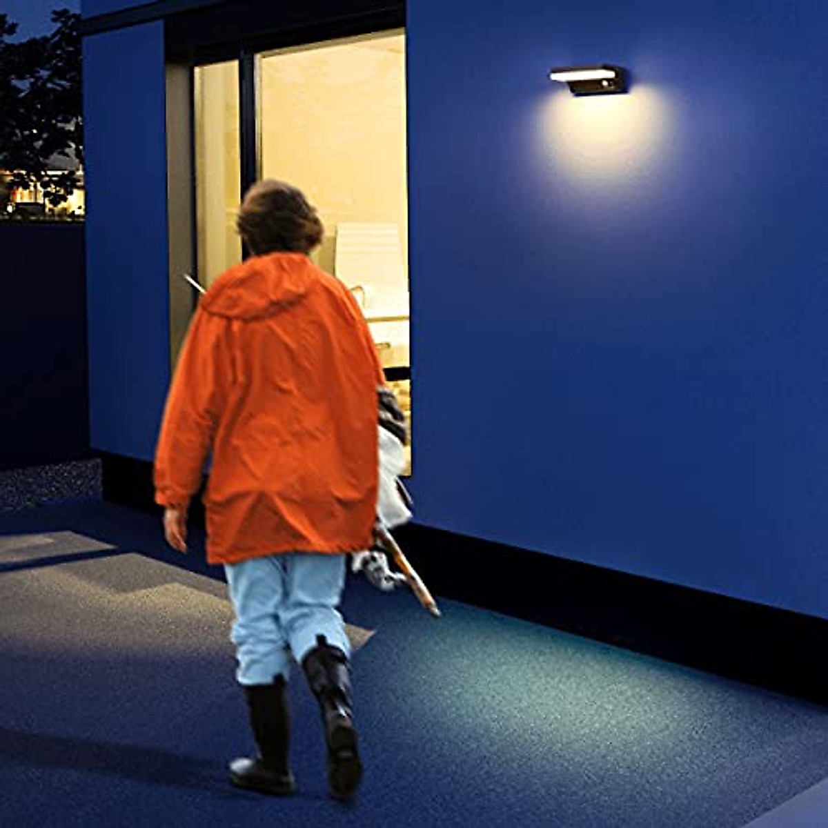 ZXHFDC LED Induction Wall Light Courtyard Garden Fence Outdoor Landscape Light Outdoor Waterproof Solar Home Wall Spotlight