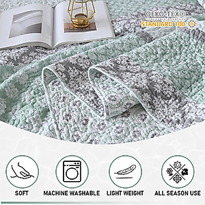KALOOLA Sage Green King Size Quilt, 100% Cotton Soft Lightweight Quilted Bedding Set, Farmhouse Reversible Bedspread with 2 Pillowshams, Printed Floral Coverlet for All Season, 3 Pieces