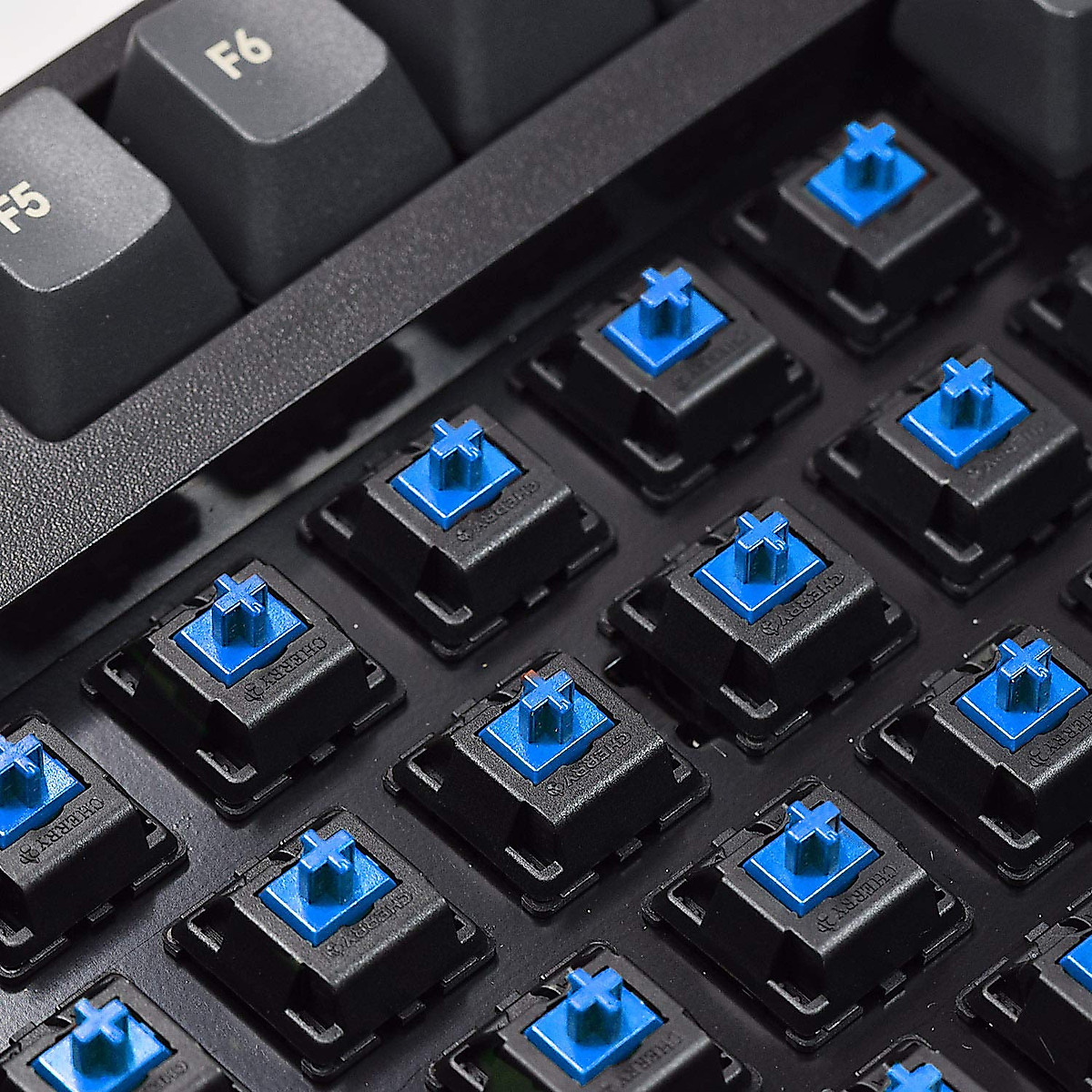 HELLO GANSS Mechanical Gaming Keyboard with Numeric Keypad - Cherry Mx Blue, Wired Keyboard - Programble - PBT Double-Shot Keycaps - US English/Qwert - Black