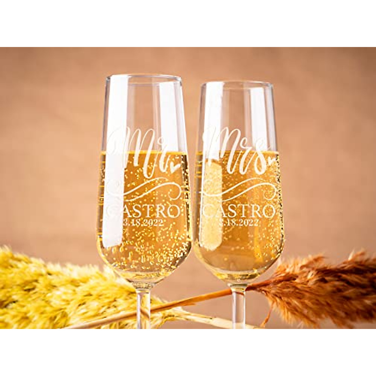 P Lab Set of 2, Bride and Groom Champagne Glasses w/Last Name & Date, Personalized Mr. Mrs. Engagement & Wedding Champagne Flutes, Toasting Glasses - Customized Etched Flutes, Wedding Gift #N5