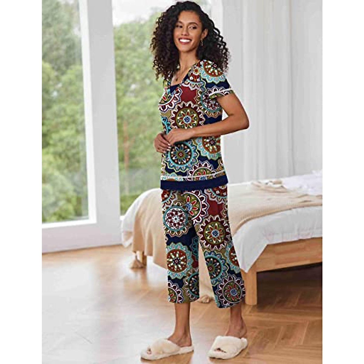 Ekouer Womens Pajama Set Summer Sleepwear Tops with Capri Pants Set Comfy Casual Prints Pj Sets