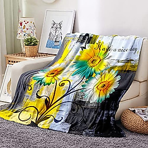 TONG XIAN Yellow Blanket,All Season Lightweight Plush and Warm Home Cozy Portable Fuzzy Throw Blankets for Couch Bed Sofa,Daisy Patchwork Throwing Blanket,Floral Throw Blanket,50"x60"