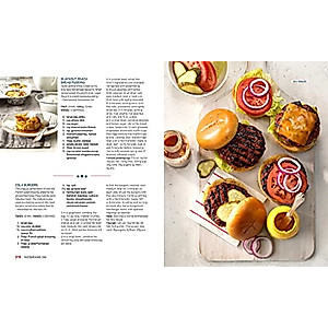 Taste of Home All-American Cookbook: 370 Ways to Savor the Flavors of the USA