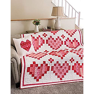 Pat Sloan's Holiday Celebrations: 17 Quilts and More for 6 Seasonal Occasions