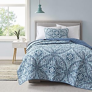 Comfort Spaces Reversible Quilt Set-Vermicelli Stitching Design All Season, Lightweight, Coverlet Bedspread Bedding, Matching Shams, Twin/Twin XL (66 in x 90 in), Gloria Damask Aqua 2 Piece