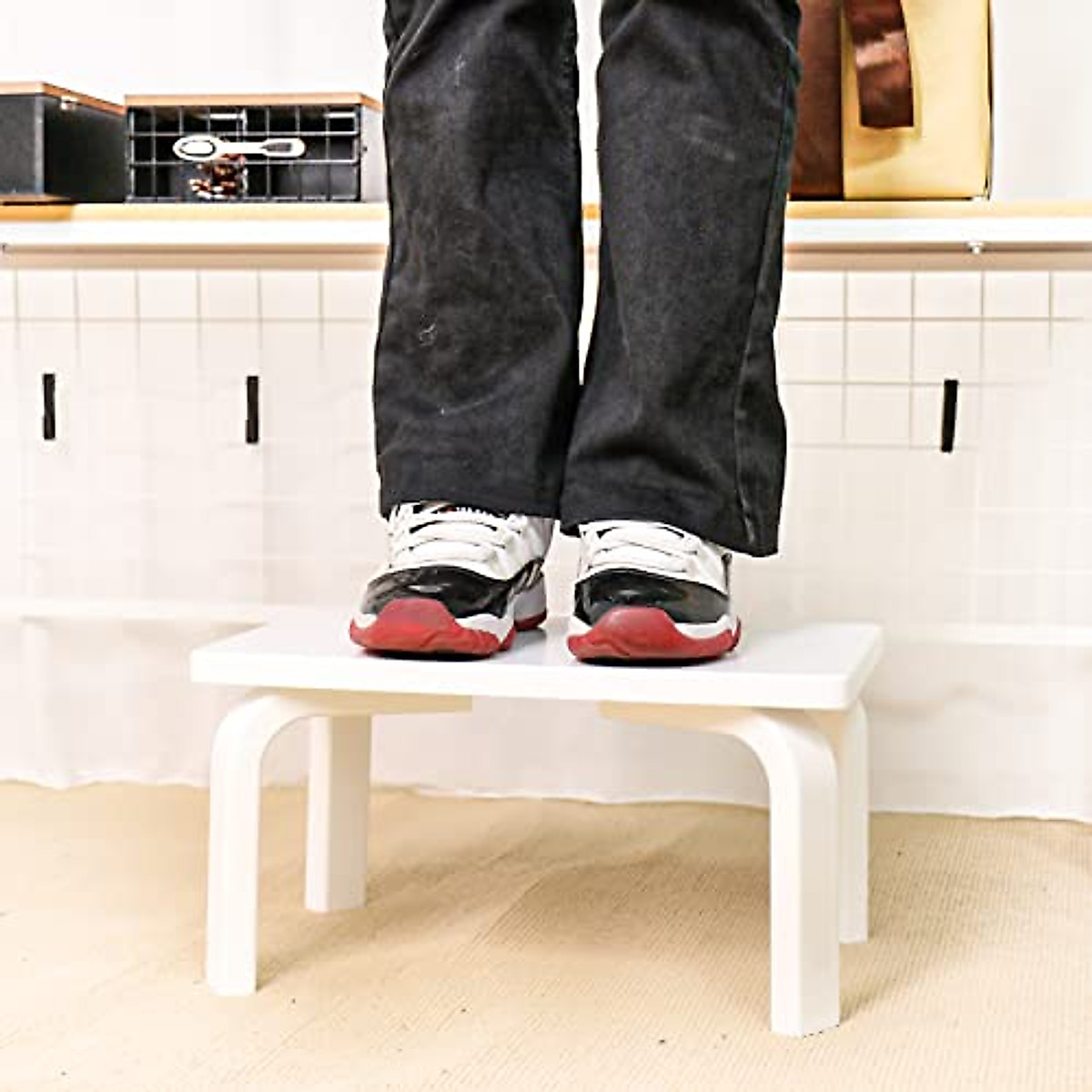 Jynpioe Step Stool for Kids, MDF Step Stool for Toddler Potty Training MDF Board Stool for Nursery Kitchen Toilet with Safety Non-Slip for Stool Legs Mats Children&Adults(White)