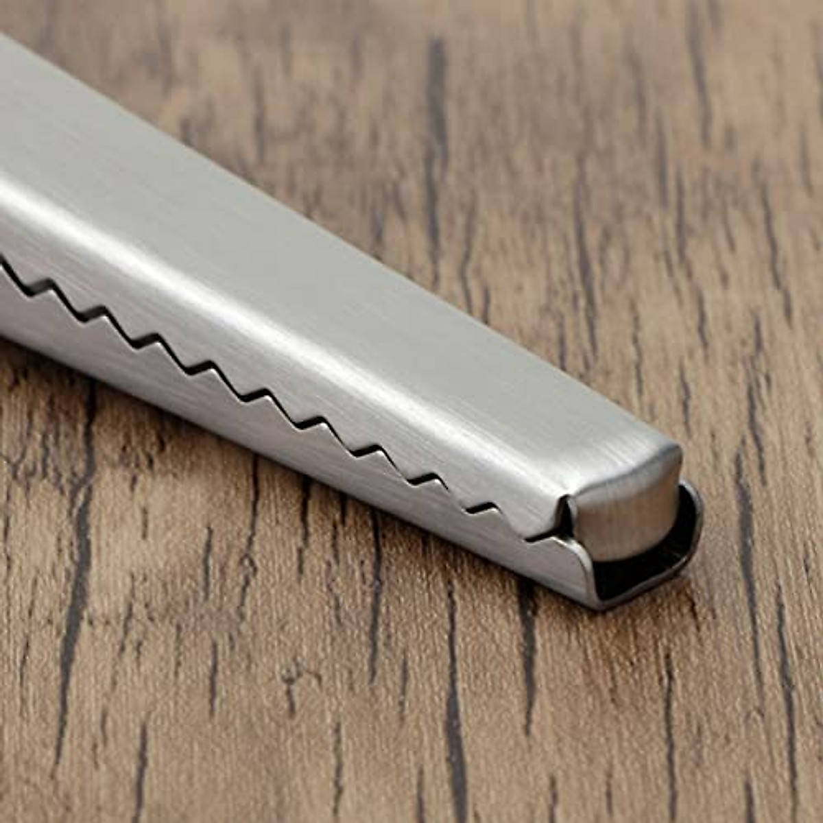 YARNOW Set of 6 Stainless Steel Jaw Sealing Clips, 4.5 Inch Stainless Steel Alligator Clips, Bag Sealing Clips for Snack Bread Coffee Food Bag (Silver)