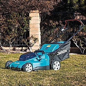 Makita XML13CM1 36V (18V X2) LXT® 19" Lawn Mower Kit with 4 Batteries (4.0Ah)