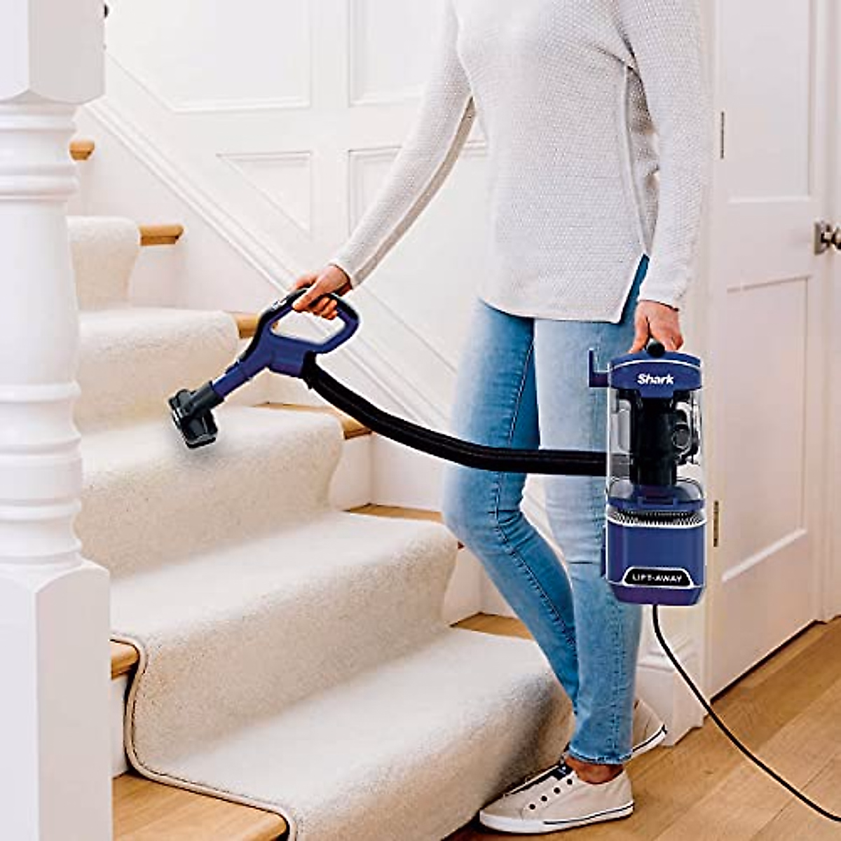 Shark UV850 Performance Lift-Away ADV DuoClean PowerFins Upright Vacuum with Self-Cleaning Brushroll Powerful Pet Hair Pickup and HEPA Filter, Blue (Renewed)