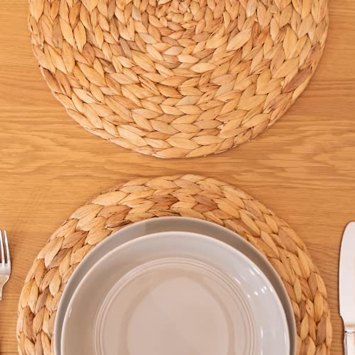 YANGQIHOME 6 Pack, Round Woven Placemats, Natural Water Hyacinth Place mats, Braided Straw Table Mats for Dining Table (13.8 inch)