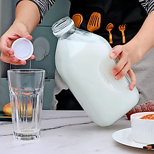 Accguan 2 Quart Glass Milk Bottles, 67oz Glass Bottles with Lids,Reusable Glass Bottles Suitable for Milk, Juice, Beverage, Party, Weddings, Shower Supplies and Gifts(4 pcs)