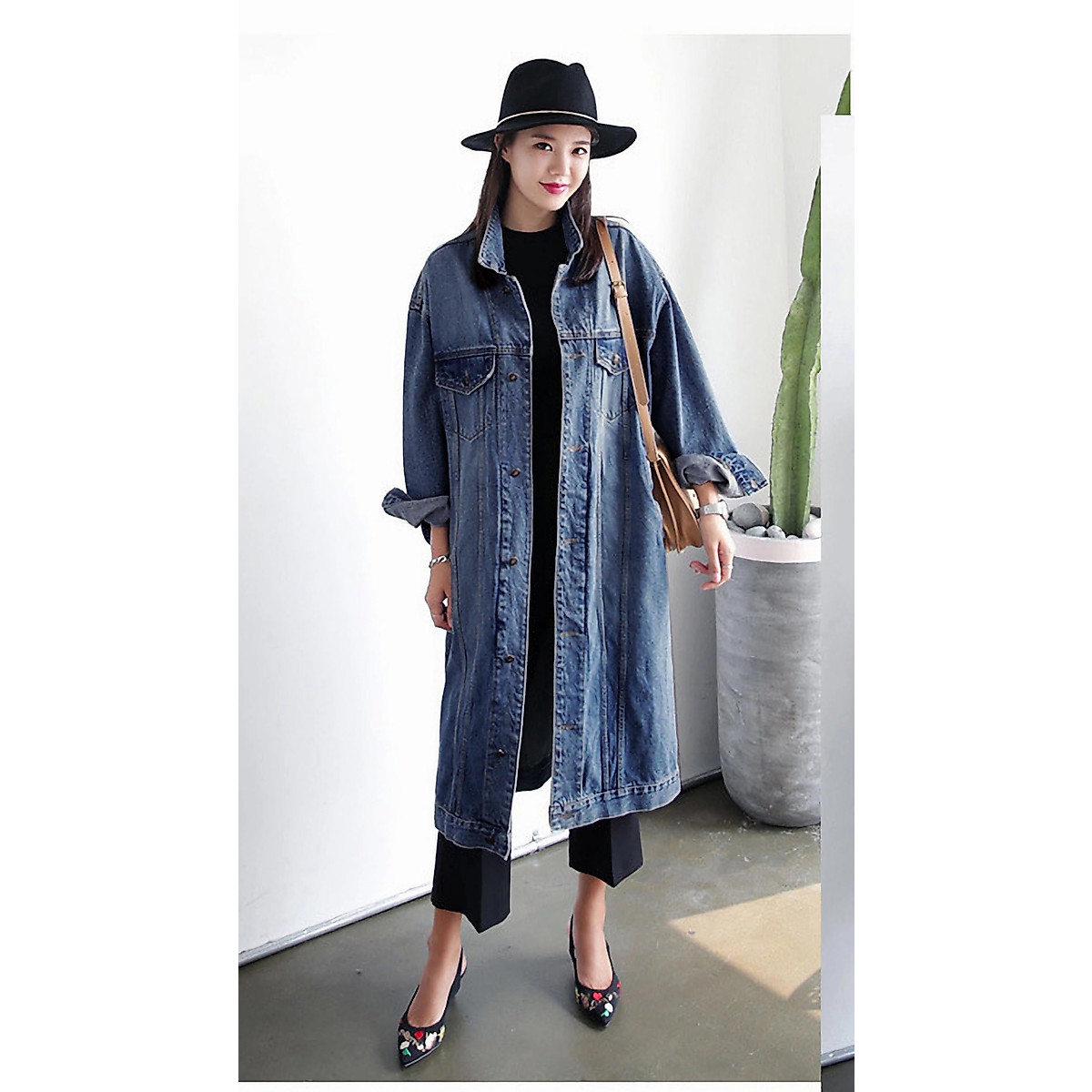 Jofemuho Womens Classic Jean Jacket Plus Size Loose Long Sleeve Button Down Denim Trench Coat Blue XL