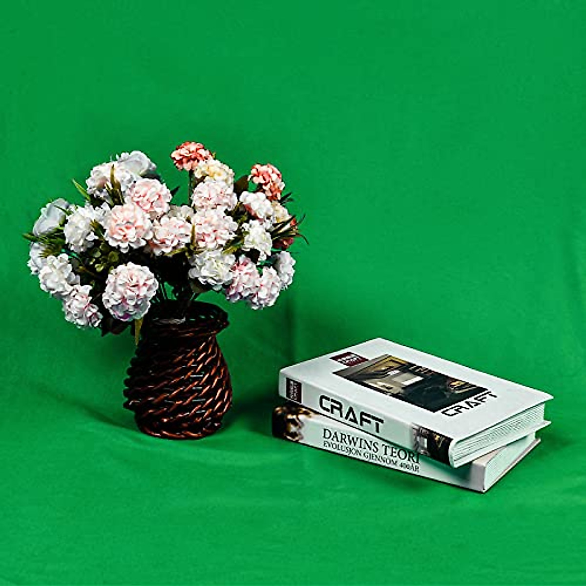 WENMER Backdrops, Green Screen Photo Backdrops for Photoshoot, Chromakey Green Photography Backdrops, Background for Photography, 5 x 7 FT