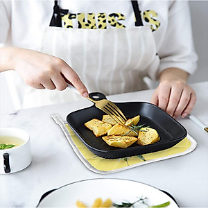 Set of Oven Mitt and Pot Holder,Pineapple Sunglasses Music Mini Oven Gloves and Hot Pads Yellow Funny Tropical Fruit Heat Resistant Kitchen Decor for Cooking BBQ Baking