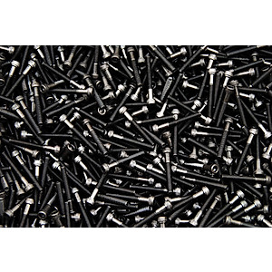 (400) Socket Head 8-32 x 1-1/4 Machine Cap Screw #8 Plain Black