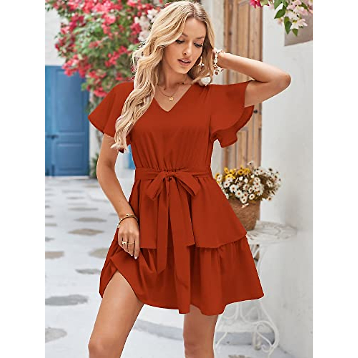 ZAFUL Women's Short Flutter Sleeve Mini Dress V Neck Waist Tie Tiered Flare Casual 2023 Summer Dress (Brick Red, M)