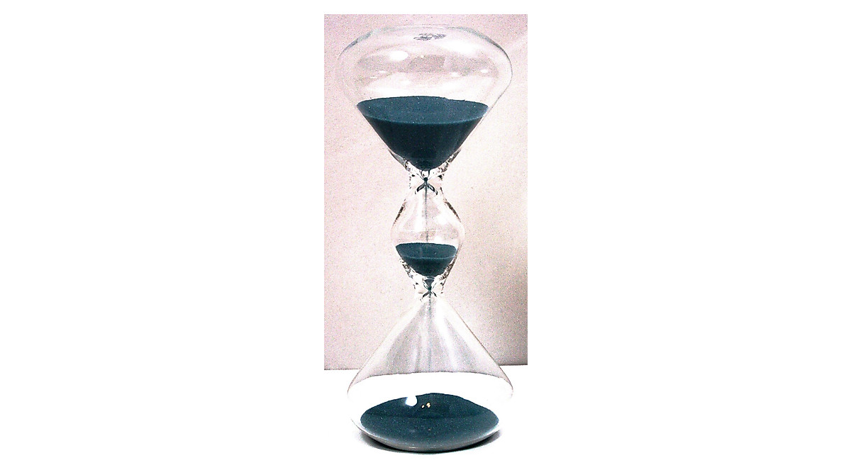 Elegant 15-Minute Triple Globe Sand Timer for Home & Office