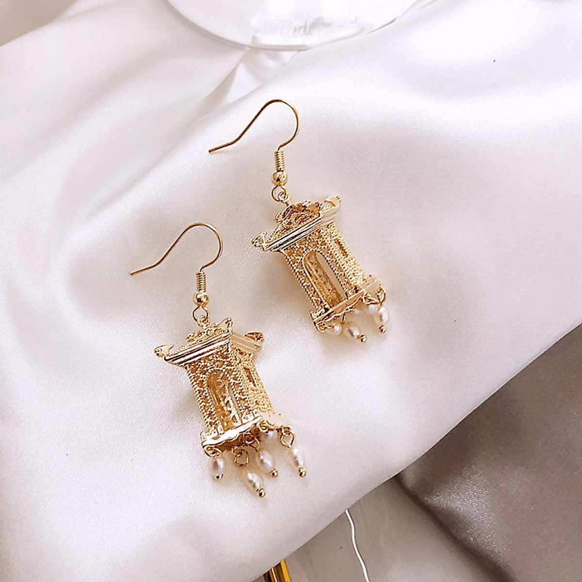 Holibanna 1 Pair Bead Tassel Earrings Gold Drop Earrings Pavilion Shaped Design Earrings Decorative Chinese Style Ear Jewelry Party Dangle Earrings for Women Ladies