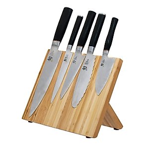 Bamboo Magnetic KNIFEdock - The kitchen Magnetic KNIFEdock has revolutionized storing and displaying your knifes both elegantly, and safely. This KNIFEdock keeps your cutlery close at hand.