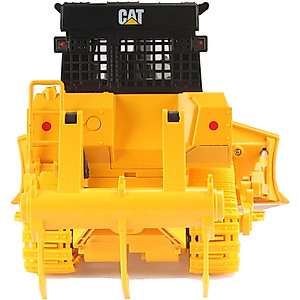 Diecast Masters RC Truck CAT D7E Track-Type Tractor | Fully Functional Radio Control Tractor Truck | 1:24 Scale Model Remote Control Caterpillar Trucks | CAT Yellow Diecast Model 25002