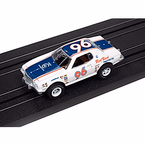 Auto World 36' Victory 400 4 Lane Slot Race Set HO Scale