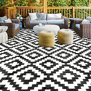 Outdoor Rug,Reversible Mats, Plastic Straw Rug, Modern Indoor Outdoor Area Rug, Large Floor Mat and Rug for Outdoors, RV, Patio, Backyard, Deck, Picnic, Beach, Trailer, Camping, Black & White, 5' x 8'