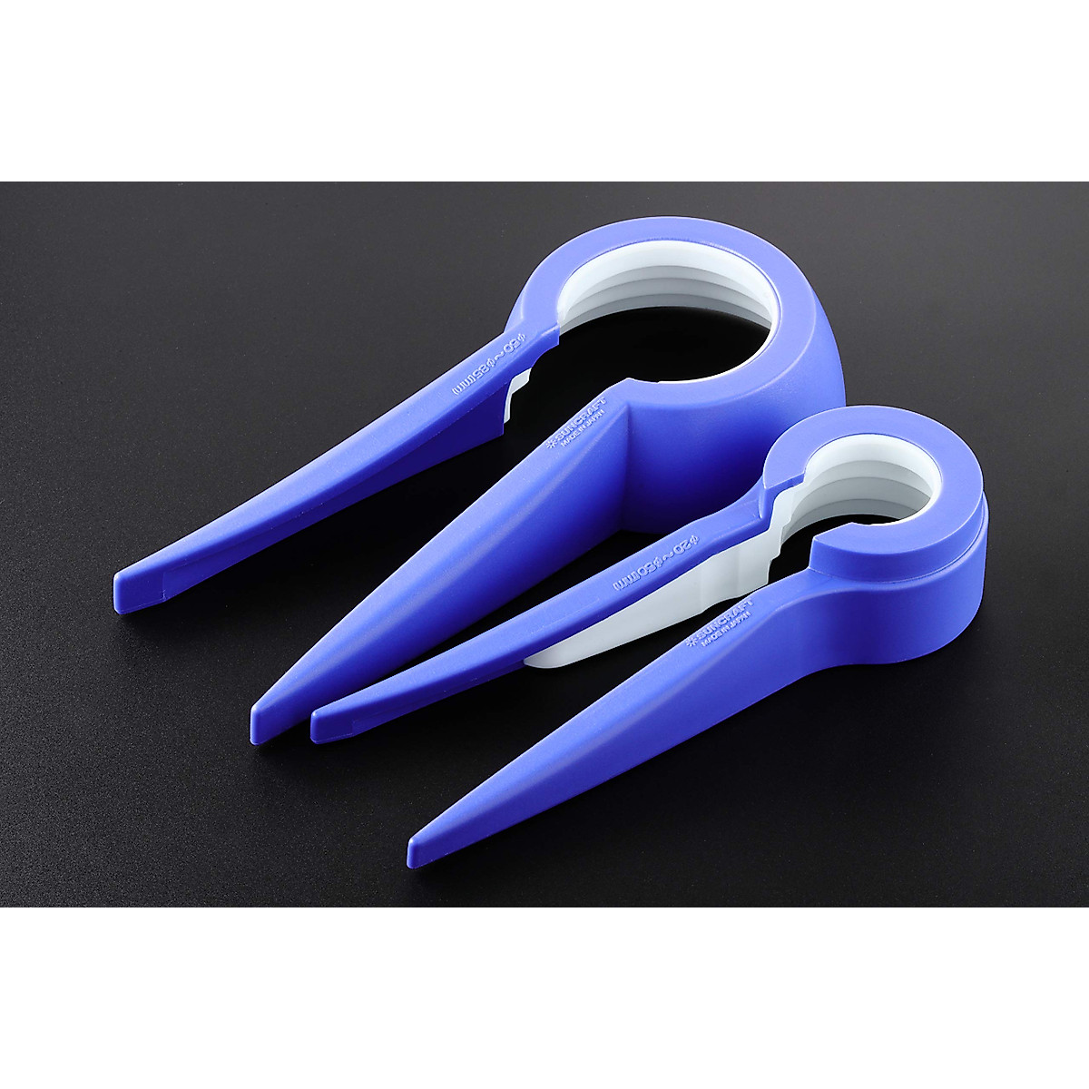 Seki Japan Multi Function Bottle Cap Opener, 2 Size Rubber Grip Jar Opener, Blue Plastic Handle Remove Stubborn Lids Kitchen Gripper, for Elderly, Women, Children