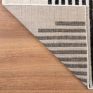 Poly and Bark Mekko 6'x9' Area Rug, 6' x 9', Mist White