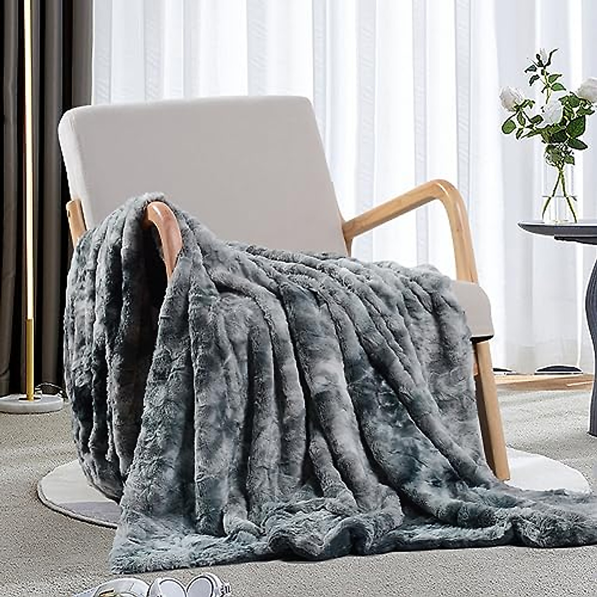 Soft Faux Fur Throw Blanket, Double Sided Luxury Plush Blankets 60" x 80" for Adults, Cozy Fluffy Plush Warm Throw Blanket for Couch Bed Sofa, Marbled Dark Gray