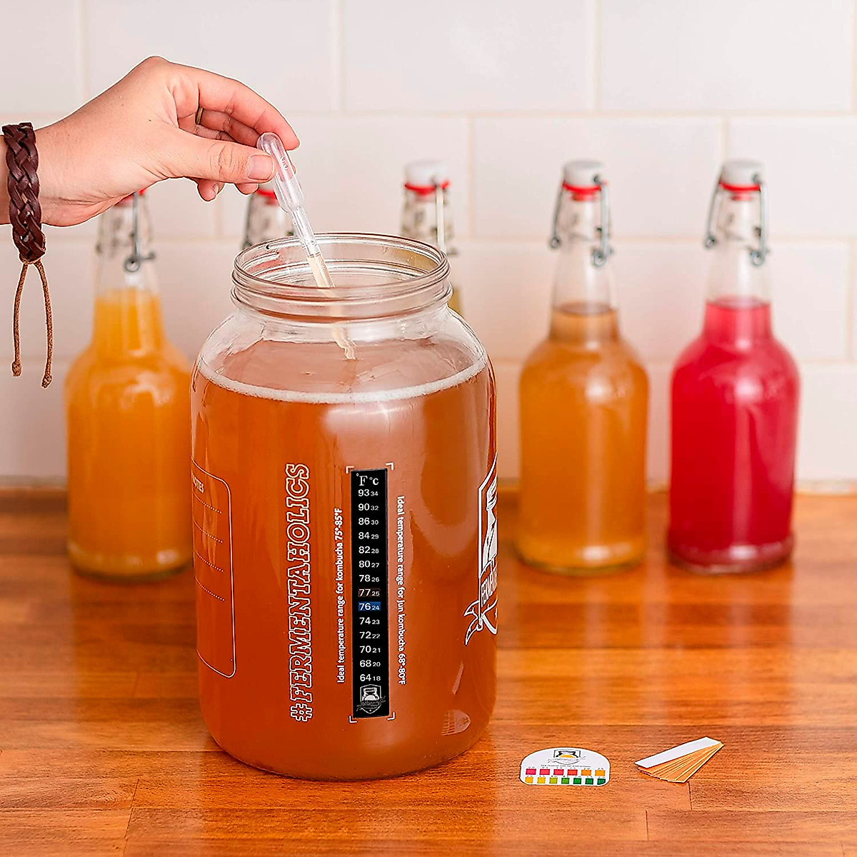 Kombucha Instant Read pH Strips Dispenser - pH Range 0-6 - 15 ft Roll | 180 1" Inch Strips | Single Roll | Food Service, Brewing and Fermentation Test Strips