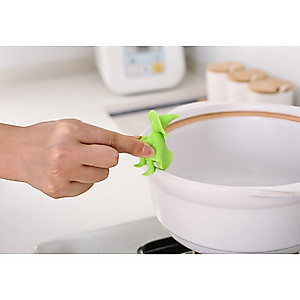 4 Pcs Pot Lid Lifter Silicone Spill Proof Lid Lifter Splash-Proof Steam Release Pan pot lid lifter Kitchen Tool Decoration Pot Lid & Cute Kitchen Accessories (Mix)