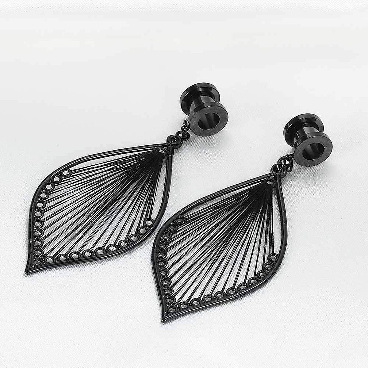 TBOSEN 2pcs Ear Dangle Gauges Handmade Leaf Shap Dangling Plugs and Tunnels for Ears Streched Size Gauge 2g to 1 inch