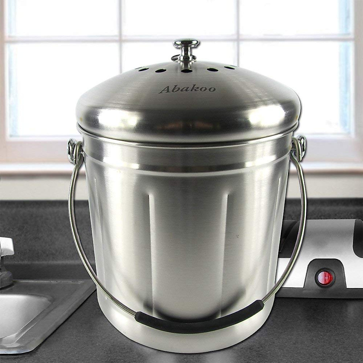 Abakoo 1.8 Gallon Compost Bin 304 Stainless Steel Kitchen Composter Waste Pail Indoor Countertop Kitchen Recycling Bin Pail - Includes 2 Filters