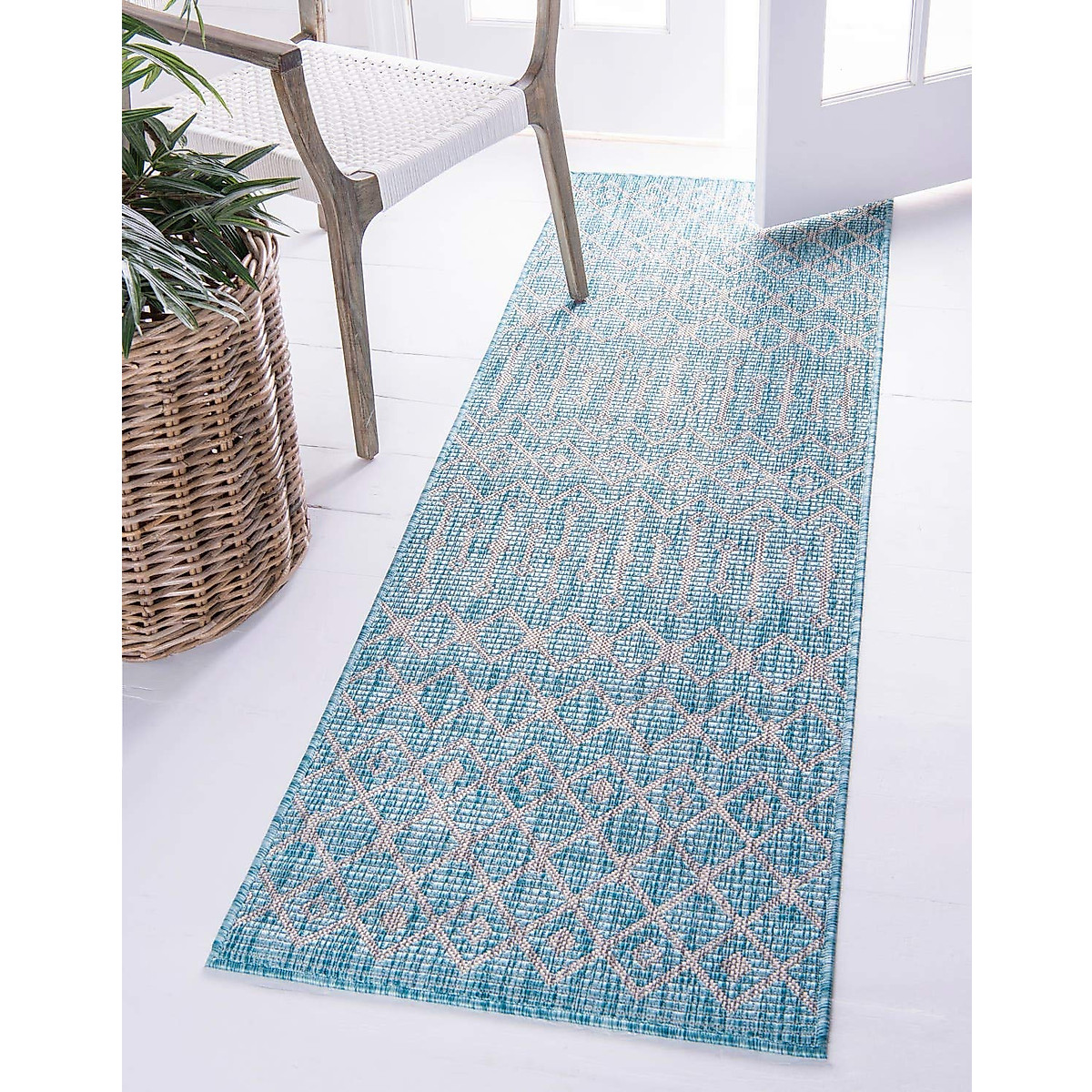 Unique Loom Outdoor Trellis Collection Area Rug - Tribal Trellis (2' x 6' 1" Runner, Aqua/ Ivory)