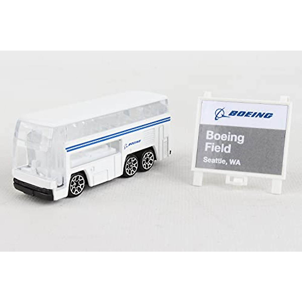 Daron Boeing Commerical Play Set w/ 787 RT7471